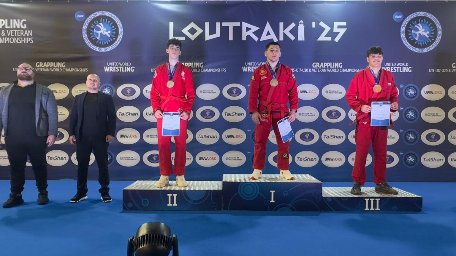 Gael Rodríguez brilla en el Mundial UWW: plata y bronce para el futuro ...